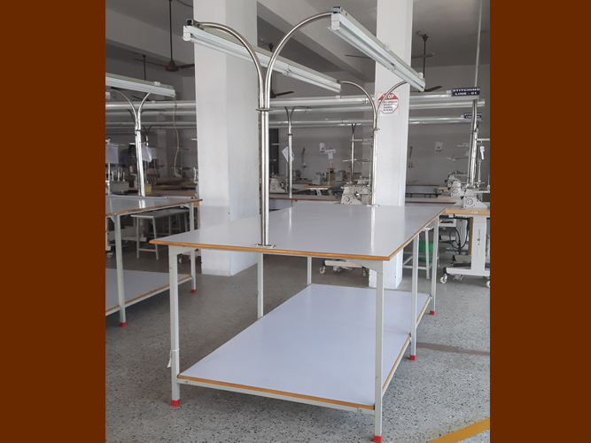 Cuttiing Tables, Checking Tables, Packing Table Manufacturers - POWERTECH